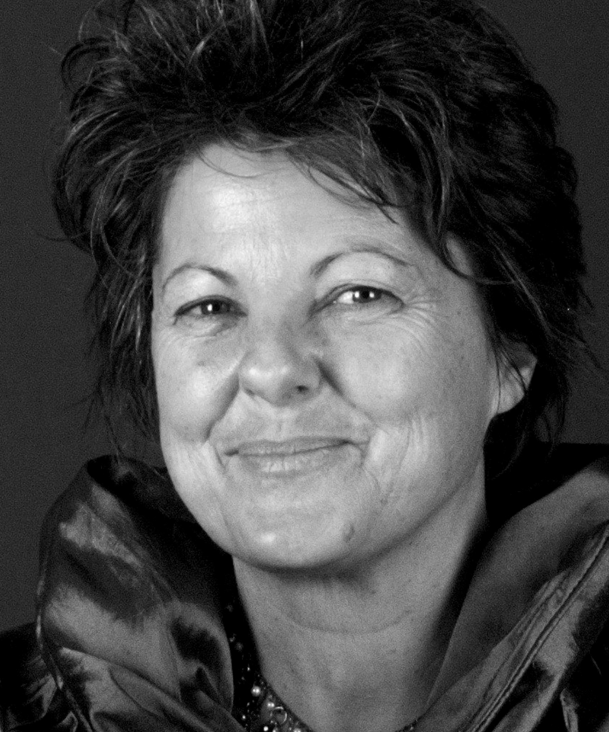 Our Team – Welcome to Mitingar!